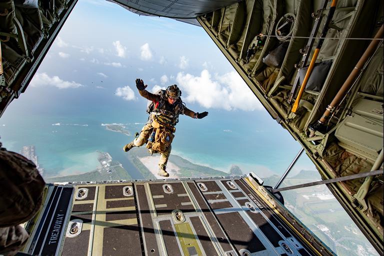 US Air Force special operations troops practice seizing Caribbean ...